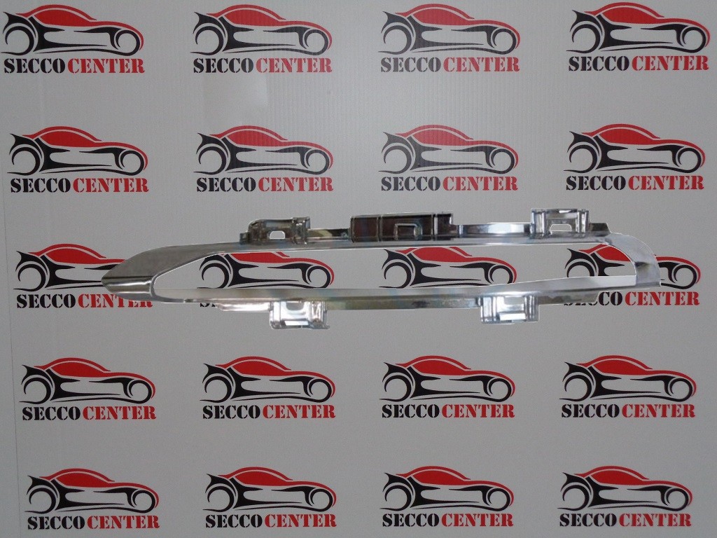 Ornament crom daytime bara fata Mercedes CLS W218 2010 2011 2012 2013 ...